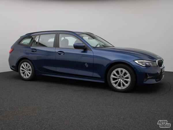 Blue BMW 320 2022 in Kaunas, with an engine capacity of 2.00 L and mileage of 59 thousand km for 29094 €, photo 4 on AUTOMOTO.COM.LV