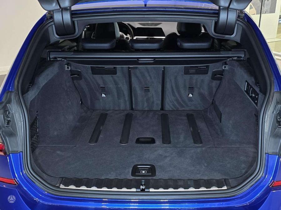 Blue BMW 320 2022 in Siauliai, with an engine capacity of 2.00 L and mileage of 91 thousand km for 29900 €, photo 11 on AUTOMOTO.COM.LV