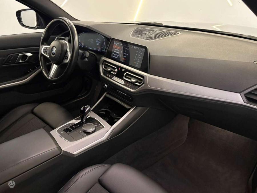 Zils BMW 320 2022 Marijampole, ar dzinēja tilpumu 2.00 L un nobraukumu 176 tūkst. km par 18750 €, foto 9 vietnē AUTOMOTO.COM.LV