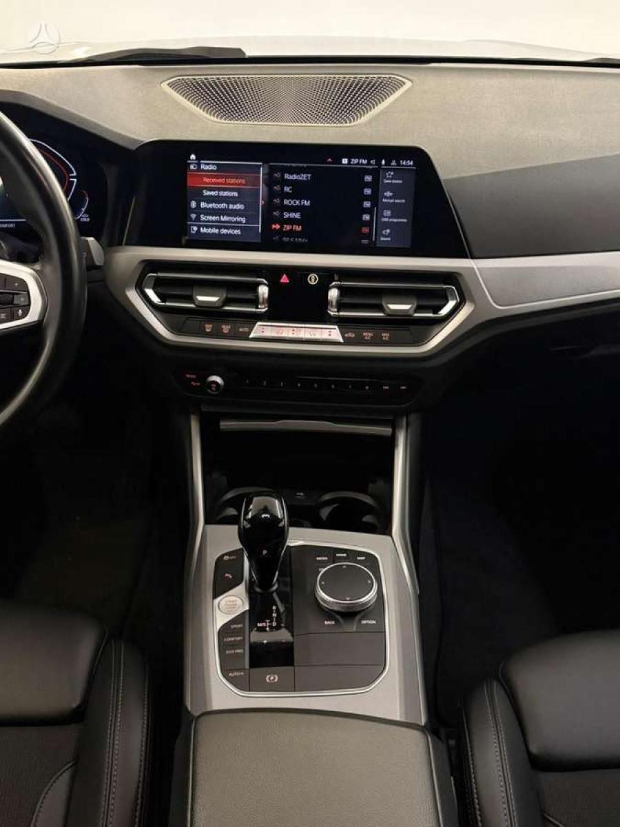 Zils BMW 320 2022 Marijampole, ar dzinēja tilpumu 2.00 L un nobraukumu 176 tūkst. km par 18750 €, foto 29 vietnē AUTOMOTO.COM.LV
