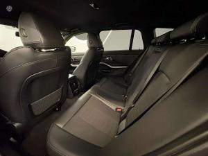 Zils BMW 320 2022 Marijampole, ar dzinēja tilpumu 2.00 L un nobraukumu 176 tūkst. km par 18750 €, foto 32 vietnē AUTOMOTO.COM.LV