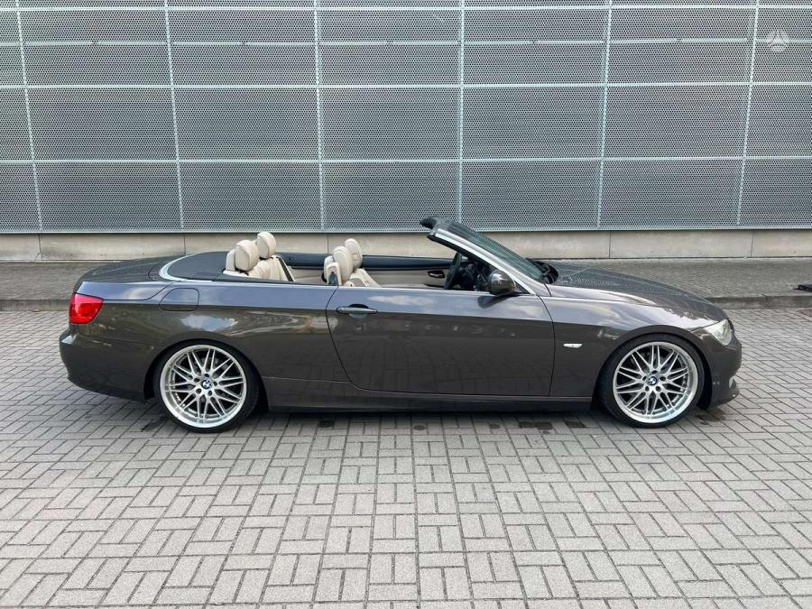 Brūns BMW 320 2010 Marijampole, ar dzinēja tilpumu 0.00 L un nobraukumu 319 tūkst. km par 7800 €, foto 3 vietnē AUTOMOTO.COM.LV