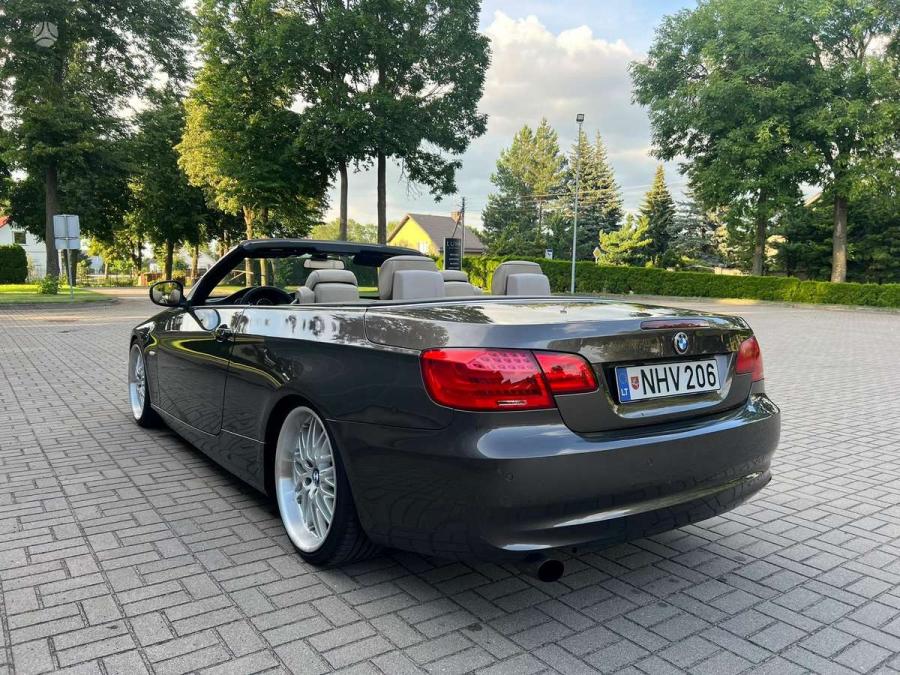 Brūns BMW 320 2010 Marijampole, ar dzinēja tilpumu 0.00 L un nobraukumu 319 tūkst. km par 7800 €, foto 5 vietnē AUTOMOTO.COM.LV