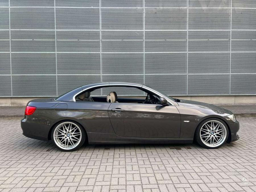 Brūns BMW 320 2010 Marijampole, ar dzinēja tilpumu 0.00 L un nobraukumu 319 tūkst. km par 7800 €, foto 17 vietnē AUTOMOTO.COM.LV