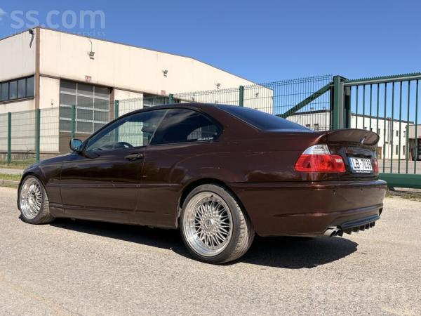 Brown BMW 320 2000 in Riga, with an engine capacity of 2.00 L and mileage of 348 thousand km for 2000 €, photo 4 on AUTOMOTO.COM.LV