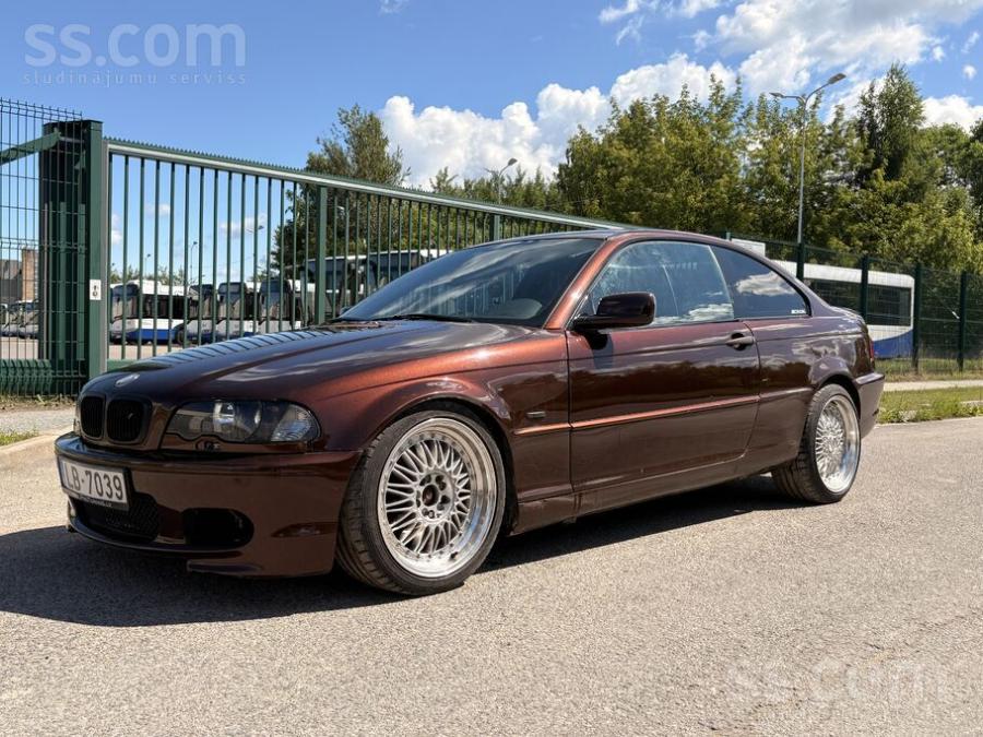 Brown BMW 320 2000 in Riga, with an engine capacity of 2.00 L and mileage of 348 thousand km for 2000 €, photo 6 on AUTOMOTO.COM.LV
