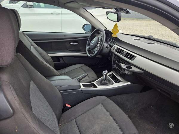 Brown BMW 320 2008 in Taurage, with an engine capacity of 2.00 L and mileage of 343 thousand km for 3200 €, photo 9 on AUTOMOTO.COM.LV