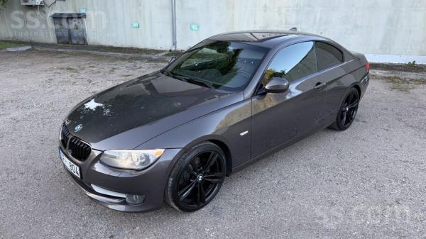 Brūns BMW 320 2010 Valmiera, ar dzinēja tilpumu 2.00 L un nobraukumu 285 tūkst. km par 7500 €, foto 4 vietnē AUTOMOTO.COM.LV