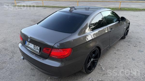 Brūns BMW 320 2010 Valmiera, ar dzinēja tilpumu 2.00 L un nobraukumu 285 tūkst. km par 7500 €, foto 8 vietnē AUTOMOTO.COM.LV