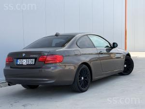 Brūns BMW 320 2010 Jelgava, ar dzinēja tilpumu 2.00 L un nobraukumu 285 tūkst. km par 7750 €, foto 5 vietnē AUTOMOTO.COM.LV