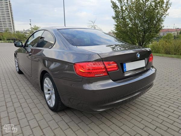 Brūns BMW 320 2011 Viļņa, ar dzinēja tilpumu 2.00 L un nobraukumu 301 tūkst. km par 6600 €, foto 6 vietnē AUTOMOTO.COM.LV