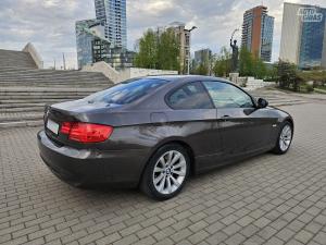 Brown BMW 320 2011 in Vilnius, with an engine capacity of 2.00 L and mileage of 301 thousand km for 6600 €, photo 10 on AUTOMOTO.COM.LV
