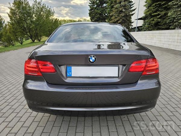 Brūns BMW 320 2011 Viļņa, ar dzinēja tilpumu 2.00 L un nobraukumu 301 tūkst. km par 6300 €, foto 6 vietnē AUTOMOTO.COM.LV