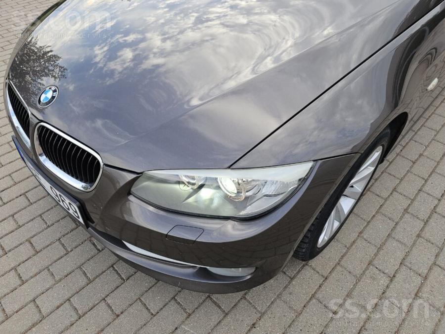 Brown BMW 320 2011 in Vilnius, with an engine capacity of 2.00 L and mileage of 301 thousand km for 6300 €, photo 12 on AUTOMOTO.COM.LV