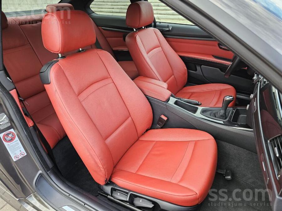 Brown BMW 320 2011 in Vilnius, with an engine capacity of 2.00 L and mileage of 301 thousand km for 6300 €, photo 21 on AUTOMOTO.COM.LV
