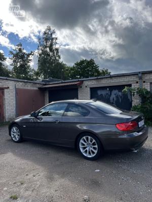 Brūns BMW 320 2011 Jonava, ar dzinēja tilpumu 2.00 L un nobraukumu 300 tūkst. km par 7800 €, foto 9 vietnē AUTOMOTO.COM.LV