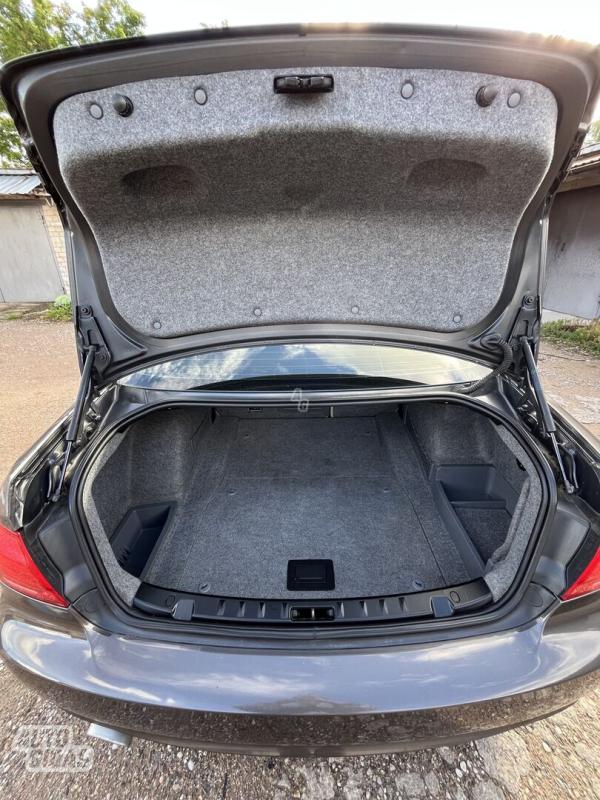 Brūns BMW 320 2011 Jonava, ar dzinēja tilpumu 2.00 L un nobraukumu 300 tūkst. km par 7800 €, foto 9 vietnē AUTOMOTO.COM.LV