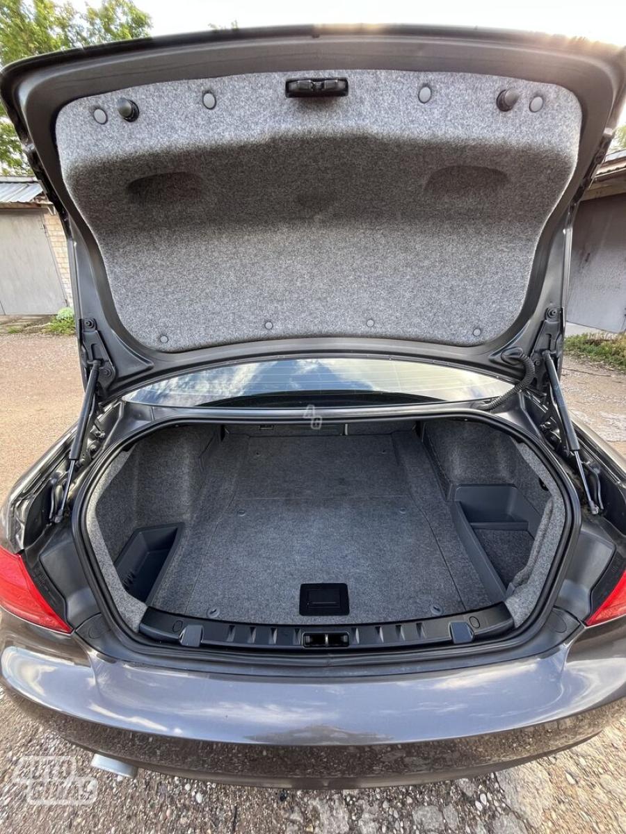 Brūns BMW 320 2011 Jonava, ar dzinēja tilpumu 2.00 L un nobraukumu 300 tūkst. km par 7800 €, foto 10 vietnē AUTOMOTO.COM.LV