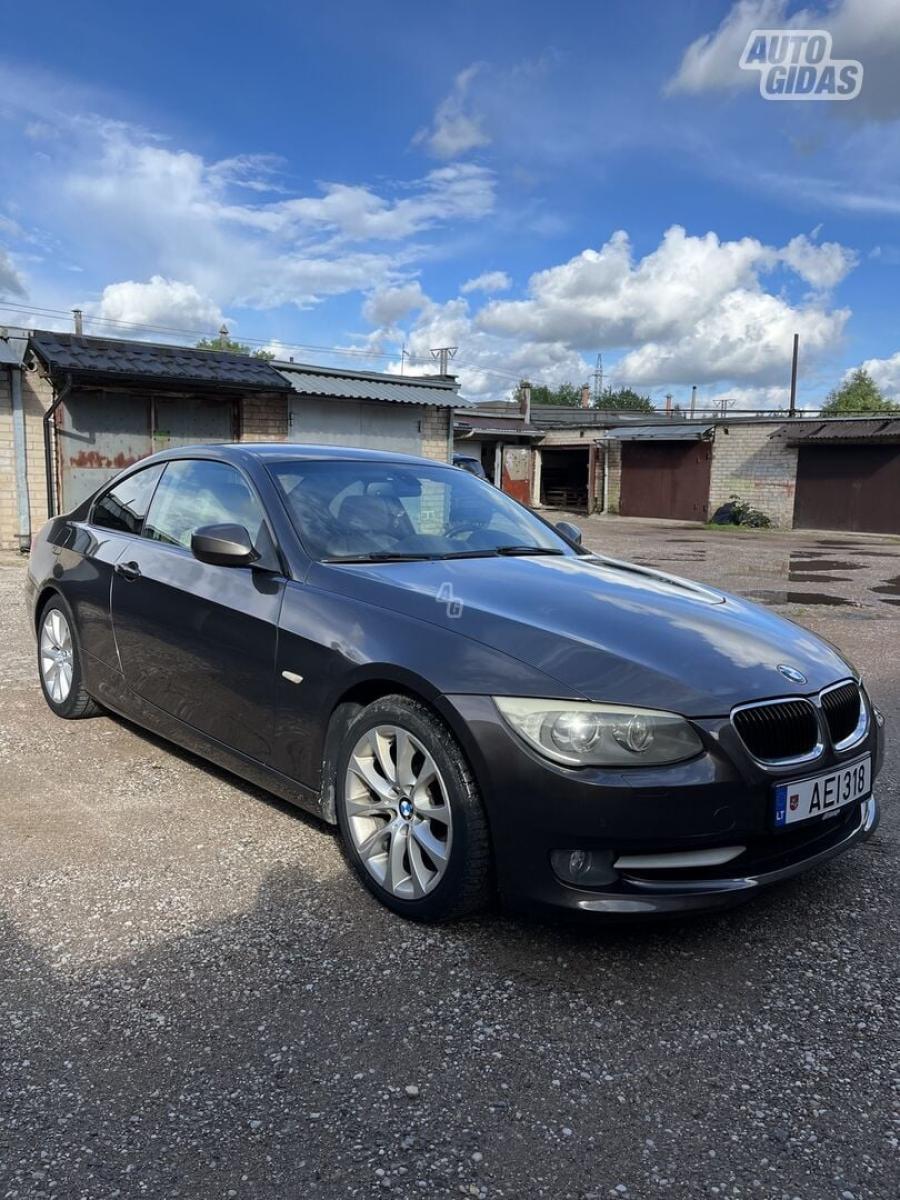 Brūns BMW 320 2011 Jonava, ar dzinēja tilpumu 2.00 L un nobraukumu 300 tūkst. km par 7800 €, foto 13 vietnē AUTOMOTO.COM.LV