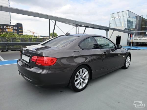 Коричневый БМВ 320 2011 в Вильнюс, объемом двигателя 2.00 л и пробегом 300 тыс. км за 7500 €, фото 4 на AUTOMOTO.COM.LV