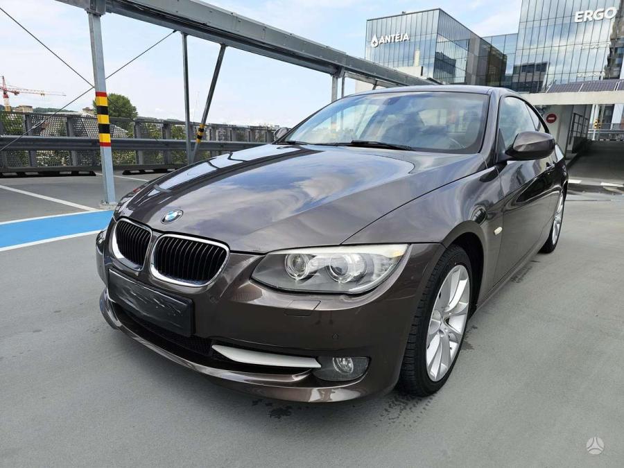 Brūns BMW 320 2011 Viļņa, ar dzinēja tilpumu 2.00 L un nobraukumu 300 tūkst. km par 7500 €, foto 3 vietnē AUTOMOTO.COM.LV