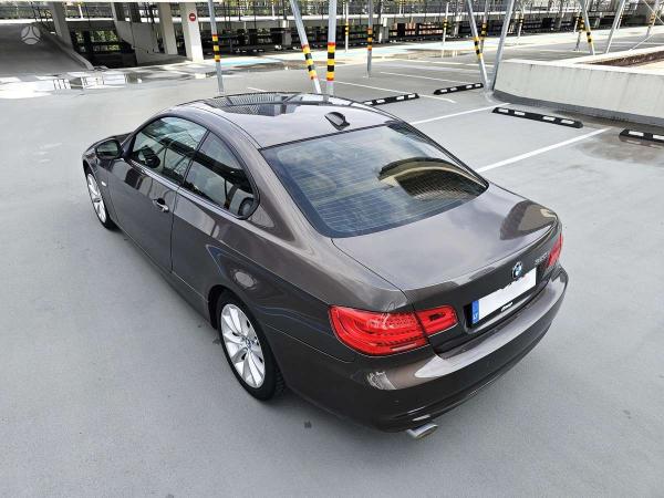 Brūns BMW 320 2011 Viļņa, ar dzinēja tilpumu 2.00 L un nobraukumu 300 tūkst. km par 7500 €, foto 4 vietnē AUTOMOTO.COM.LV
