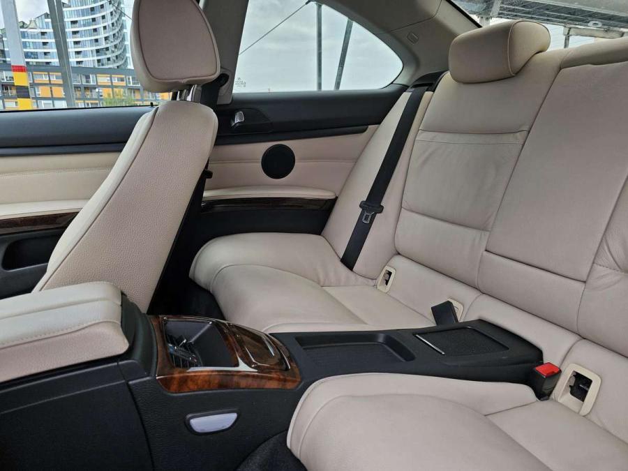 Brūns BMW 320 2011 Viļņa, ar dzinēja tilpumu 2.00 L un nobraukumu 300 tūkst. km par 7500 €, foto 16 vietnē AUTOMOTO.COM.LV