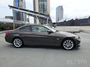 Brūns BMW 320 2011 Viļņa, ar dzinēja tilpumu 2.00 L un nobraukumu 301 tūkst. km par 6999 €, foto 9 vietnē AUTOMOTO.COM.LV