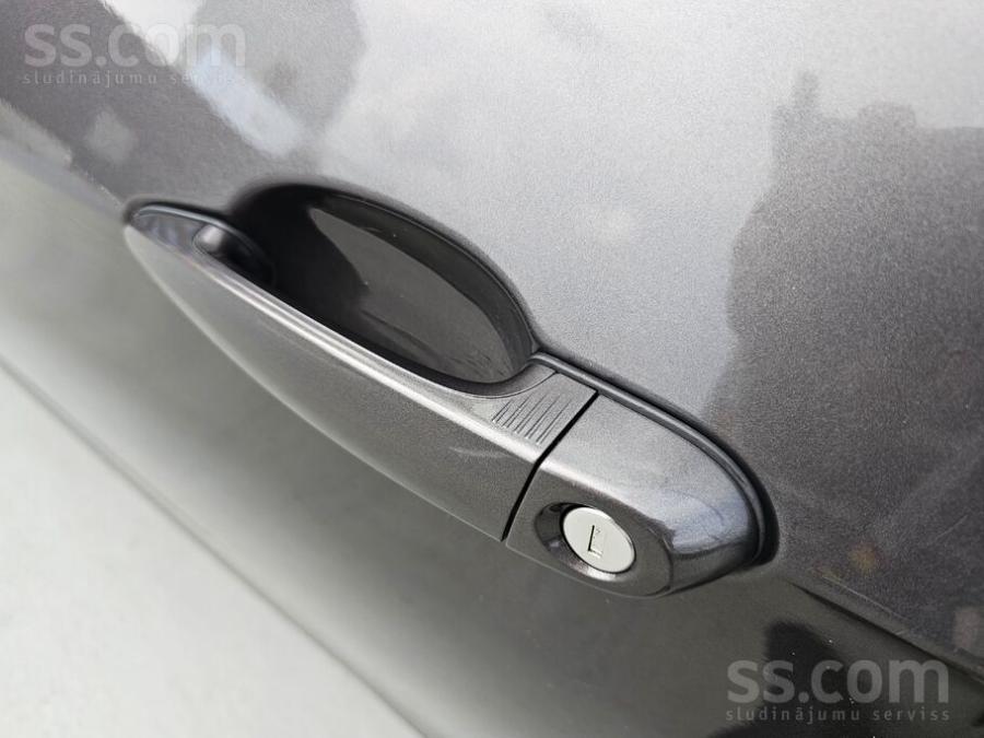 Brūns BMW 320 2011 Viļņa, ar dzinēja tilpumu 2.00 L un nobraukumu 301 tūkst. km par 6999 €, foto 11 vietnē AUTOMOTO.COM.LV