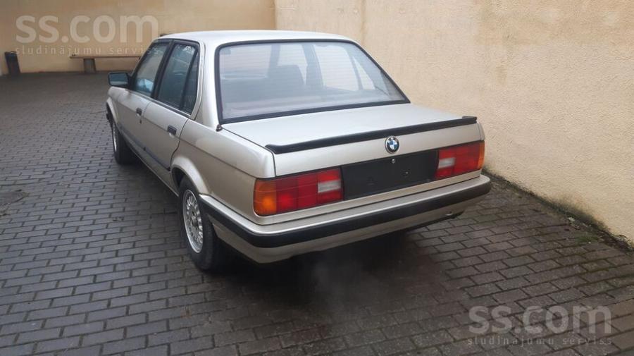 Brown BMW 320 1988 in Riga, with an engine capacity of 2.00 L and mileage of 199 thousand km for 6900 €, photo 5 on AUTOMOTO.COM.LV