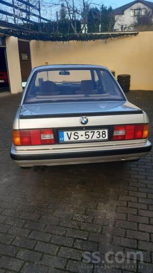 Brown BMW 320 1988 in Riga, with an engine capacity of 2.00 L and mileage of 199 thousand km for 6900 €, photo 10 on AUTOMOTO.COM.LV