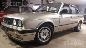 Brown BMW 320 1988 in Riga, with an engine capacity of 2.00 L and mileage of 199 thousand km for 6900 €, photo 12 on AUTOMOTO.COM.LV