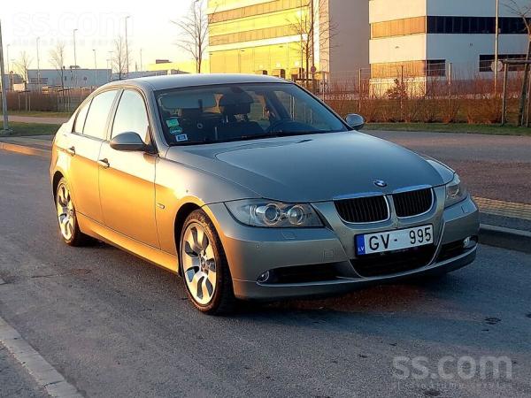 Brown BMW 320 2007 in Riga, with an engine capacity of 2.00 L and mileage of 262 thousand km for 12500 €, photo 2 on AUTOMOTO.COM.LV