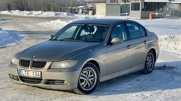 Brown BMW 320 2007 in Vilnius, with an engine capacity of 2.00 L and mileage of 405 thousand km for 2200 €, photo 4 on AUTOMOTO.COM.LV