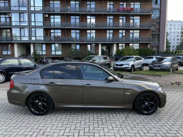 Brūns BMW 320 2007 Rīga, ar dzinēja tilpumu 2.00 L un nobraukumu 210 tūkst. km par 4390 €, foto 7 vietnē AUTOMOTO.COM.LV