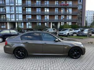 Brown BMW 320 2007 in Riga, with an engine capacity of 2.00 L and mileage of 210 thousand km for 4390 €, photo 8 on AUTOMOTO.COM.LV