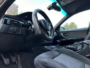 Brown BMW 320 2007 in Riga, with an engine capacity of 2.00 L and mileage of 210 thousand km for 4390 €, photo 13 on AUTOMOTO.COM.LV