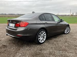 Brown BMW 320 2012 in Talsi, with an engine capacity of 2.00 L and mileage of 247 thousand km for 10999 €, photo 3 on AUTOMOTO.COM.LV