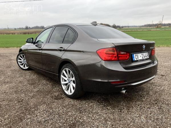 Brūns BMW 320 2012 Talsi, ar dzinēja tilpumu 2.00 L un nobraukumu 247 tūkst. km par 10999 €, foto 5 vietnē AUTOMOTO.COM.LV