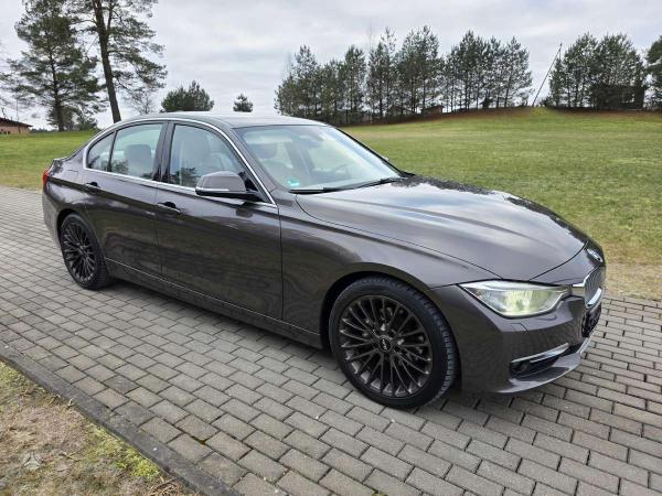 Brown BMW 320 2012 in Telschi, with an engine capacity of 2.00 L and mileage of 312 thousand km for 8450 €, photo 8 on AUTOMOTO.COM.LV