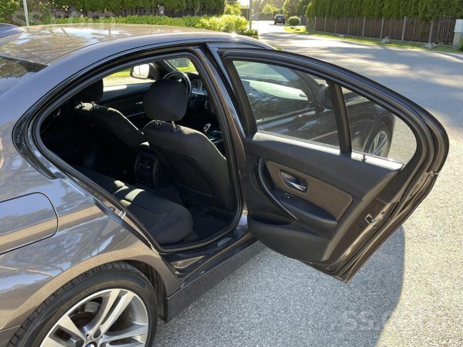 Brūns BMW 320 2012 Rīga, ar dzinēja tilpumu 2.00 L un nobraukumu 0 tūkst. km par 8450 €, foto 13 vietnē AUTOMOTO.COM.LV