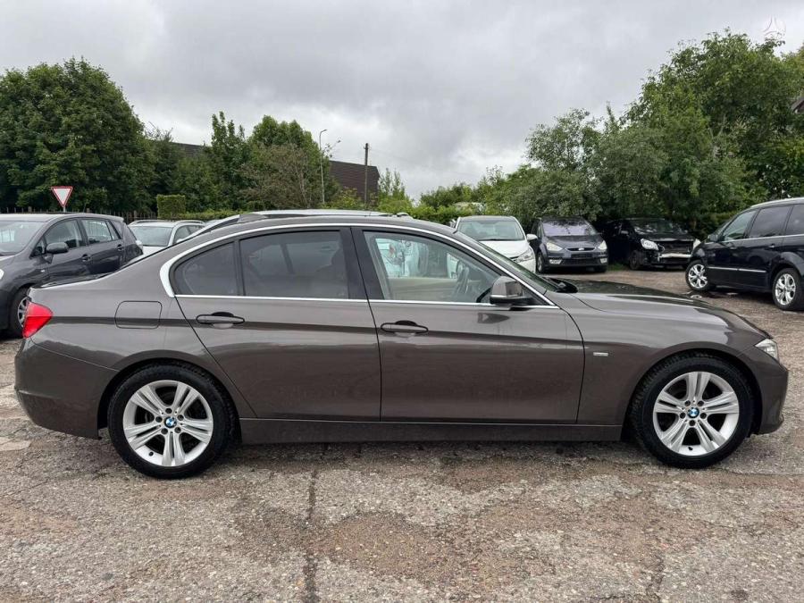Brown BMW 320 2012 in Jurbarkas, with an engine capacity of 2.00 L and mileage of 235 thousand km for 8250 €, photo 5 on AUTOMOTO.COM.LV