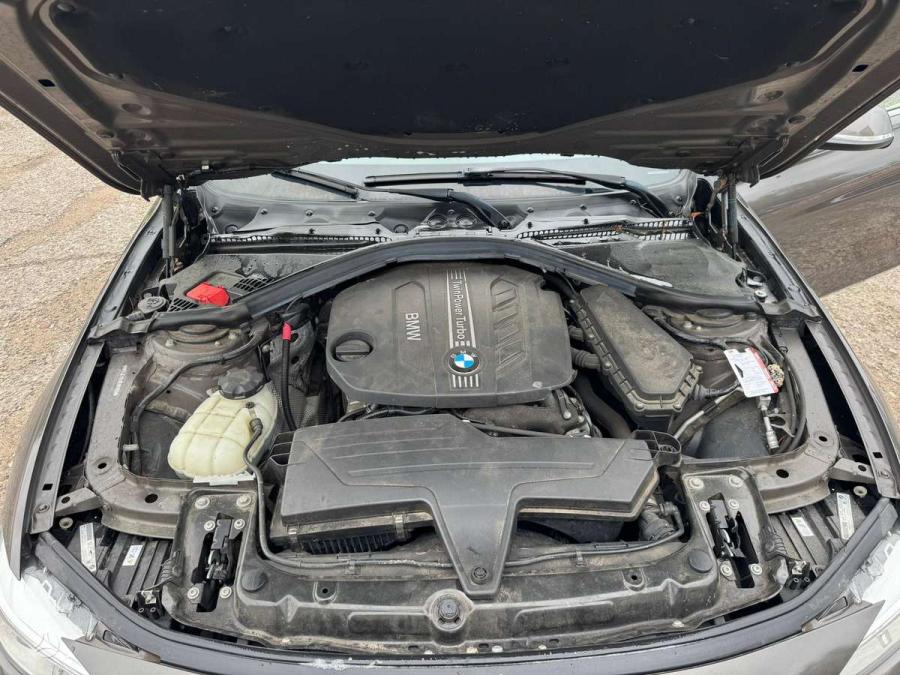 Brown BMW 320 2012 in Jurbarkas, with an engine capacity of 2.00 L and mileage of 235 thousand km for 8250 €, photo 21 on AUTOMOTO.COM.LV