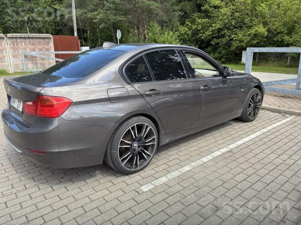 Brown BMW 320 2012 in Riga, with an engine capacity of 3.00 L and mileage of 181 thousand km for 8000 €, photo 5 on AUTOMOTO.COM.LV