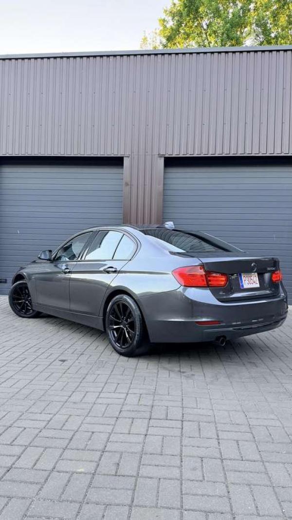 Brūns BMW 320 2013 Kaišiadorys, ar dzinēja tilpumu 2.00 L un nobraukumu 266 tūkst. km par 7850 €, foto 3 vietnē AUTOMOTO.COM.LV