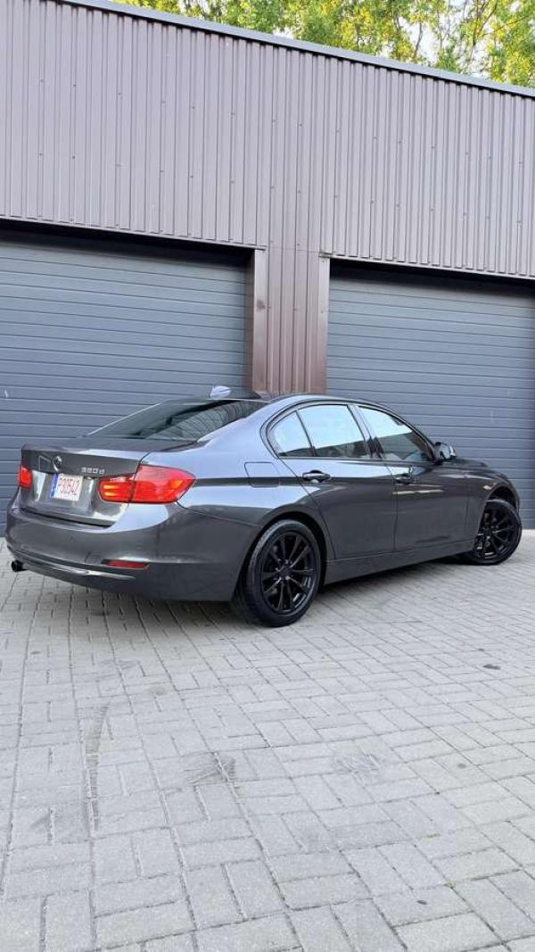 Brūns BMW 320 2013 Kaišiadorys, ar dzinēja tilpumu 2.00 L un nobraukumu 266 tūkst. km par 7850 €, foto 4 vietnē AUTOMOTO.COM.LV