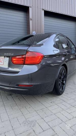 Brūns BMW 320 2013 Kaišiadorys, ar dzinēja tilpumu 2.00 L un nobraukumu 266 tūkst. km par 7850 €, foto 21 vietnē AUTOMOTO.COM.LV