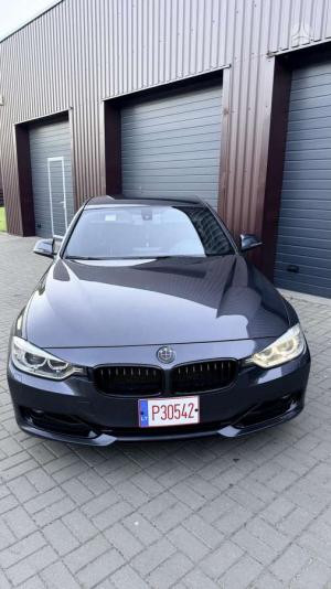 Brūns BMW 320 2013 Kaišiadorys, ar dzinēja tilpumu 2.00 L un nobraukumu 266 tūkst. km par 7850 €, foto 25 vietnē AUTOMOTO.COM.LV