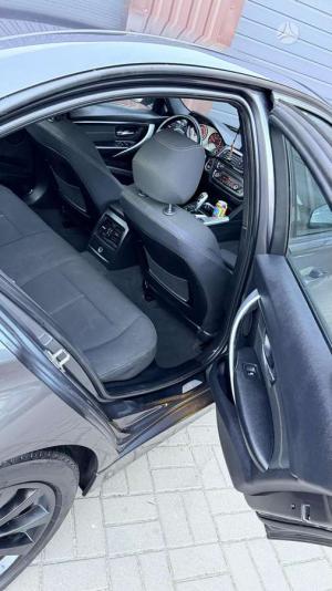 Brūns BMW 320 2013 Kaišiadorys, ar dzinēja tilpumu 2.00 L un nobraukumu 266 tūkst. km par 7850 €, foto 34 vietnē AUTOMOTO.COM.LV