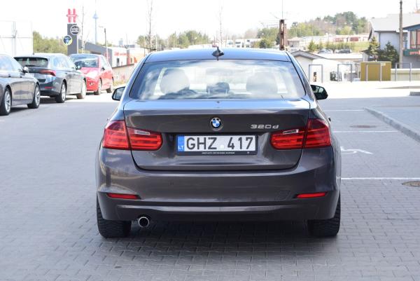 Brown BMW 320 2013 in Vilnius, with an engine capacity of 2.00 L and mileage of 303 thousand km for 7700 €, photo 5 on AUTOMOTO.COM.LV
